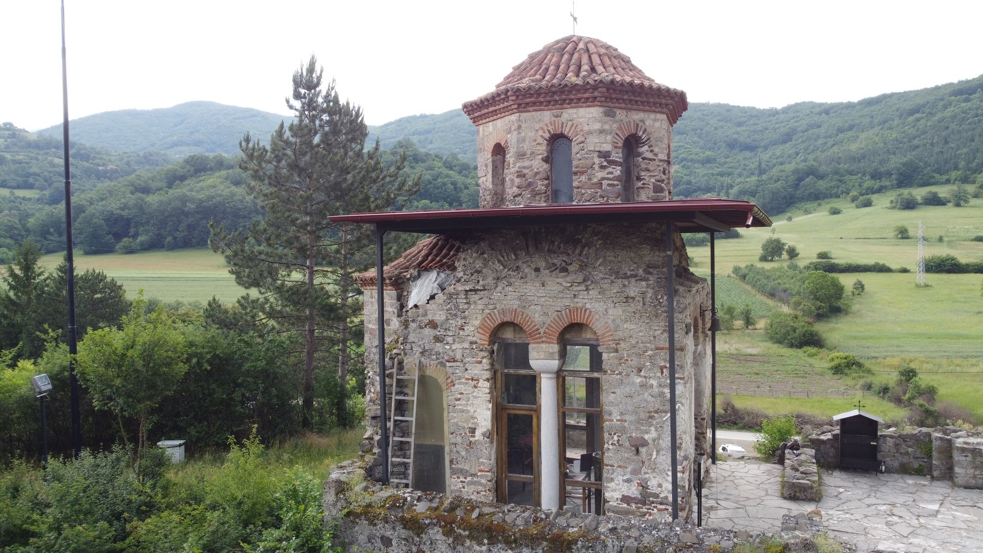 Monastery Pavlica, Editor's Choice